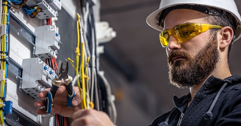 Improving Your Industrial Electric Company Experience - IBizz Web